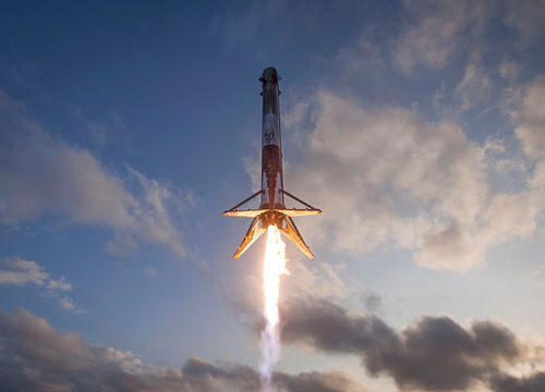 3 Great Lessons the SpaceX Rocket Launch Offers for Kids - The DA Blog